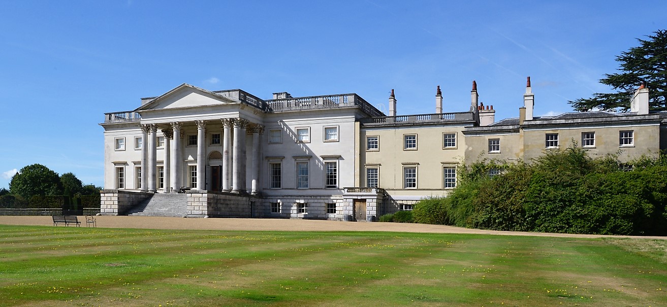 Landed families of Britain and Ireland: (306) Bacon of Redgrave Hall ...