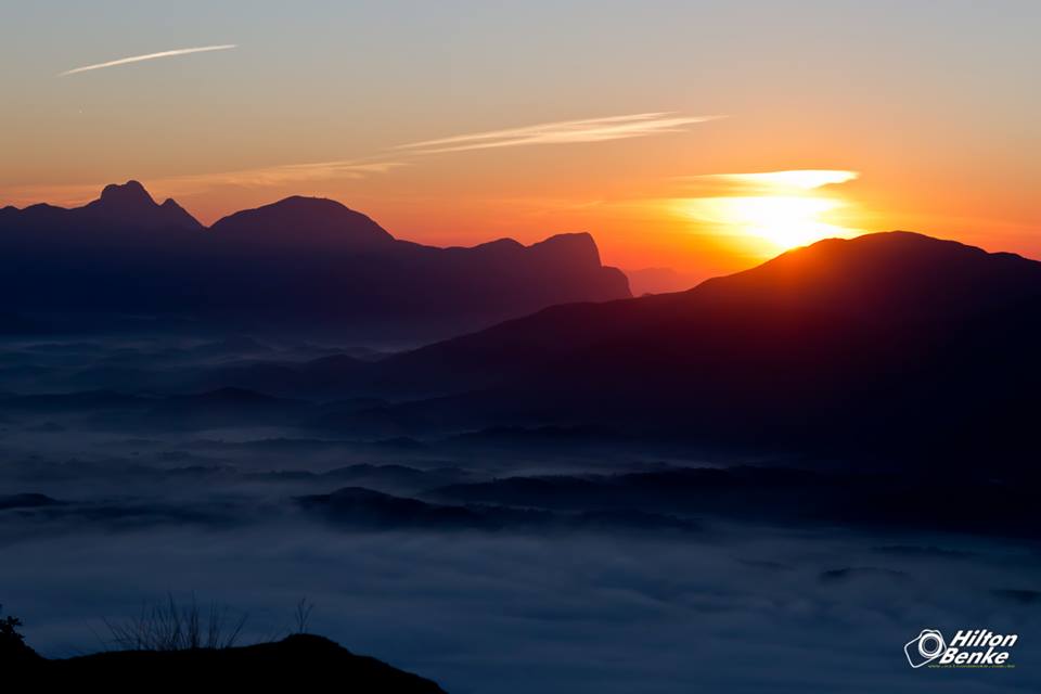 Melhores Fotos de Esporte Aventura e Obras de Arte NO MORRO DO ANHANGAVA!
