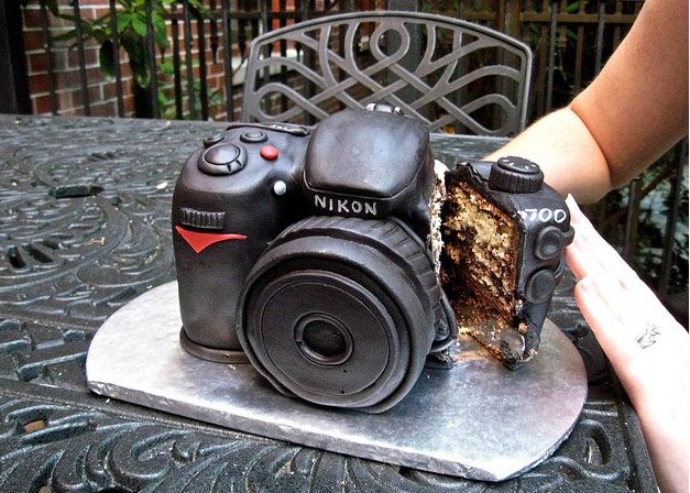 Camera Cake | Weird Photographs