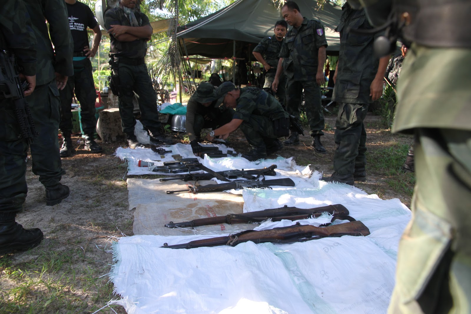 Malaysian Support The Troops: Lahad Datu Crisis.. CHRONOLOGY PRIOR TO ...