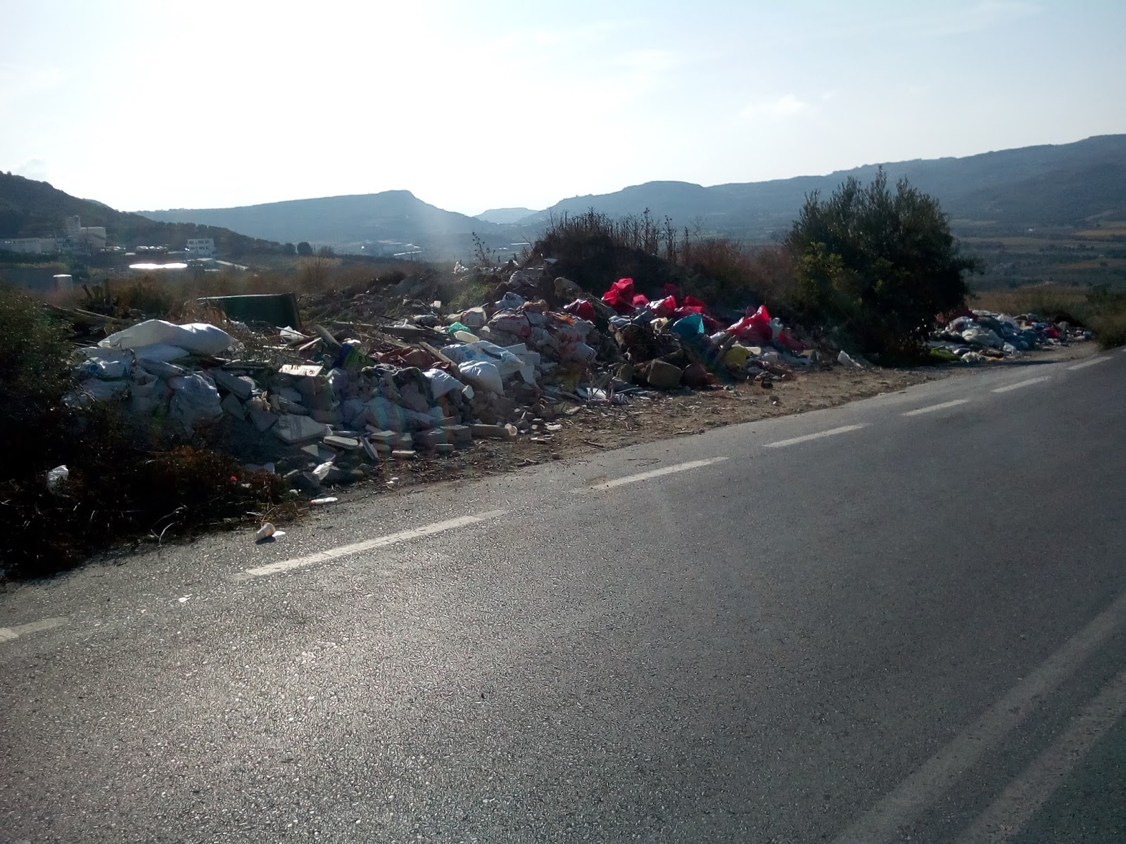 ΜΙΝΩΑ: ΣΚΕΨΕΙΣ ΚΑΙ ΑΠΟΨΕΙΣ: ΚΥΚΛΩΜΕΝΟΙ ΑΠΟ ΤΑ ΣΚΟΥΠΙΔΙΑ!