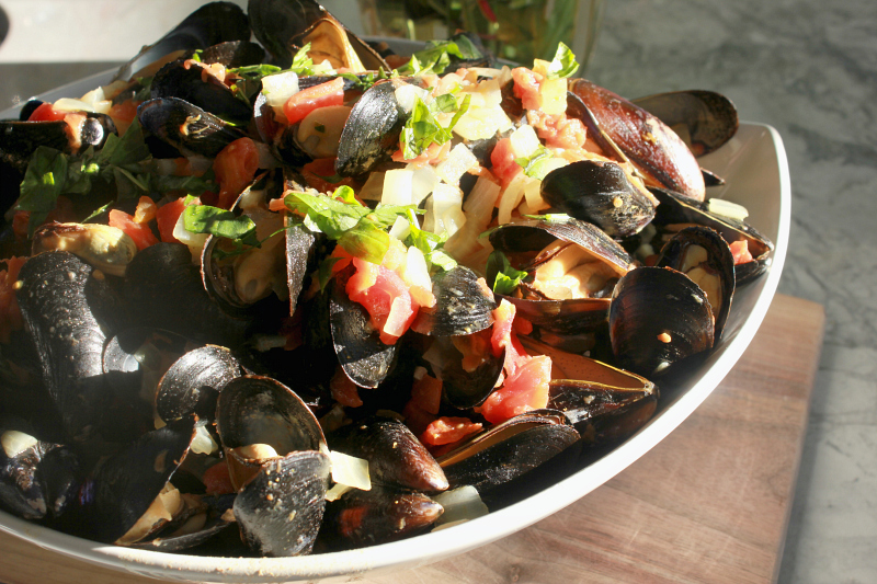 Family Meals & Coconut Curry Mussels Recipe | To & Fro