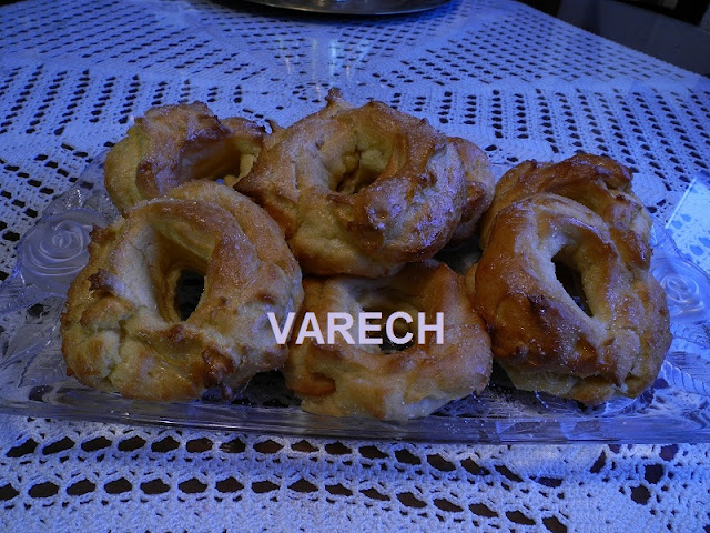 Almojábanas ~ El mirlo de papel