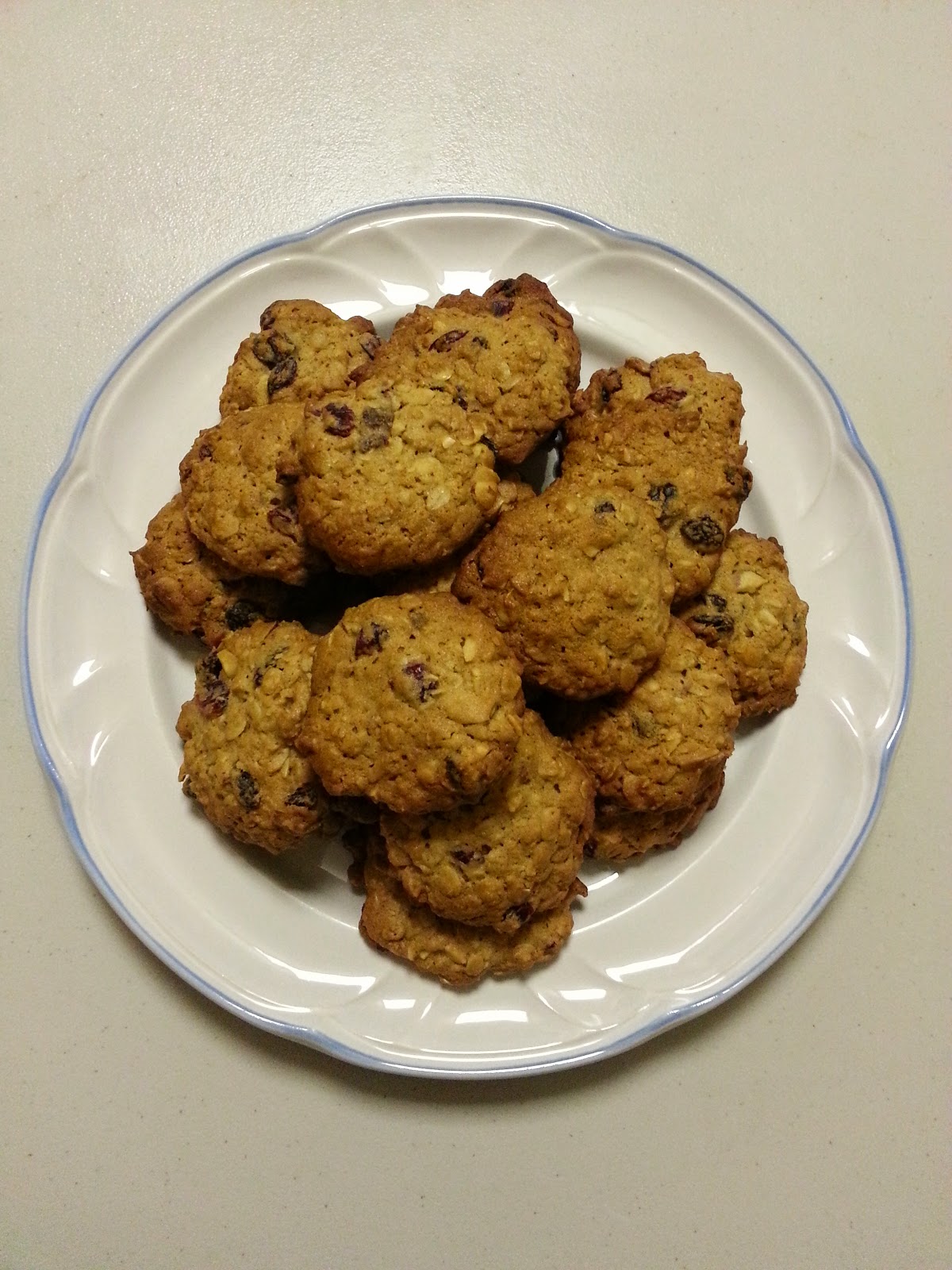 Carol's : Tender Cranberry Raisin Oatmeal Cookies