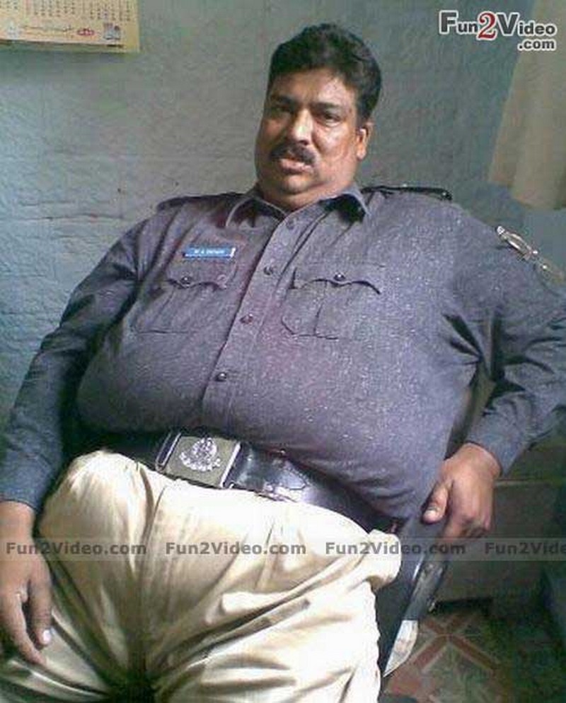 Fearing threats, IG Punjab Police calls Rangers for personal security ...