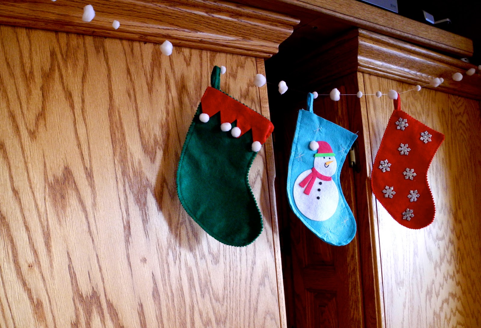 A Song of Sixpence: snowball garland