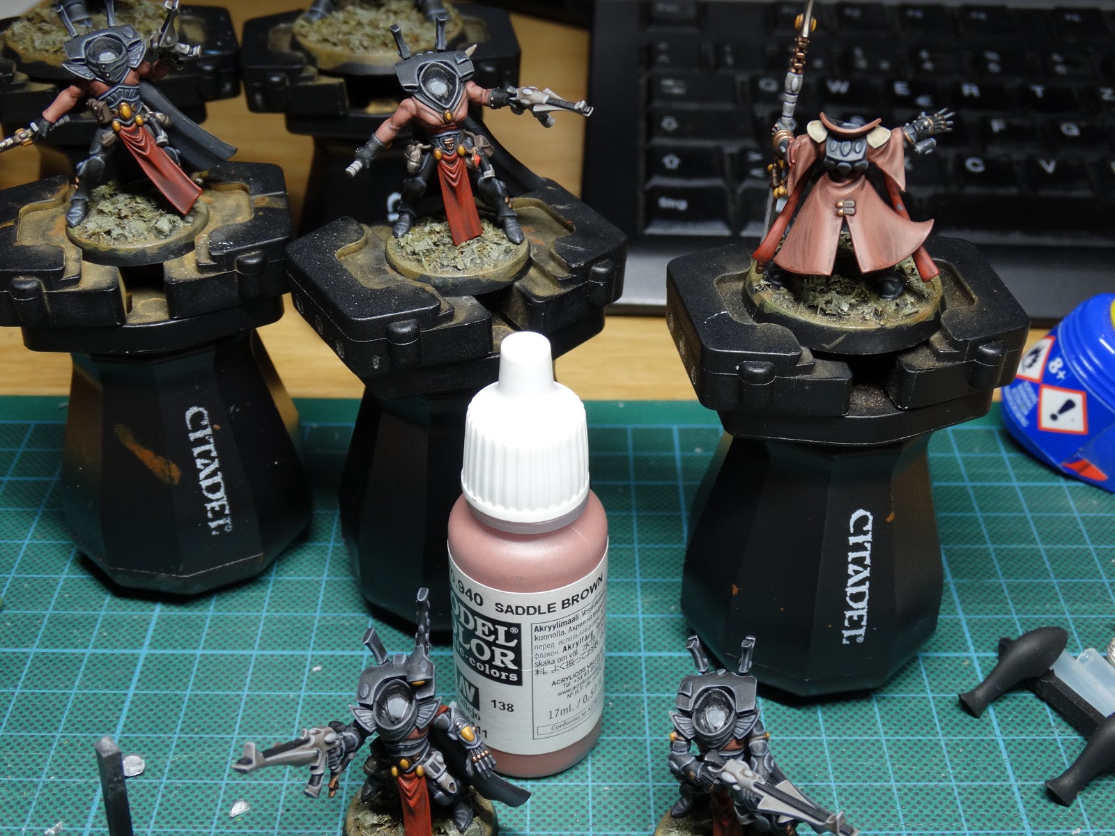 LarsonicMiniatures: May 2019