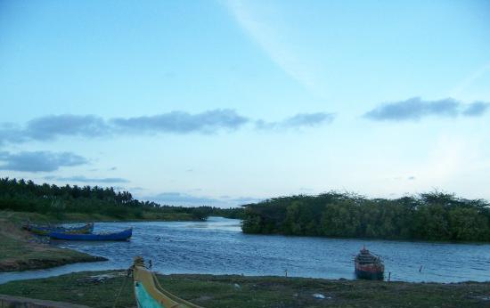Tamilnadu Tourism: Manora Fort, Pattukkottai, Thanjavur