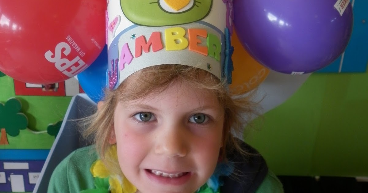 2de en 3de kleuterklas van juf Evelien: Amber wordt 6 in de grote vakantie