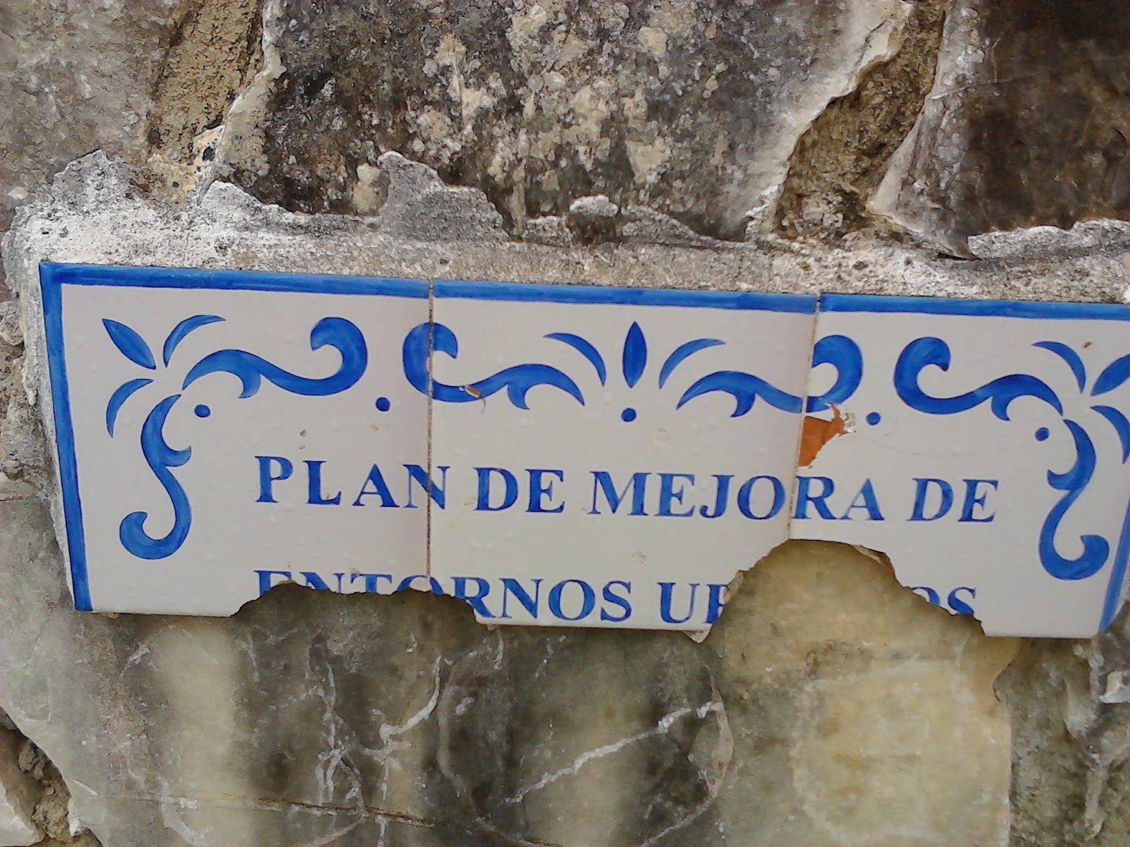 Ubrique en verde: III-Carteles para pensar.