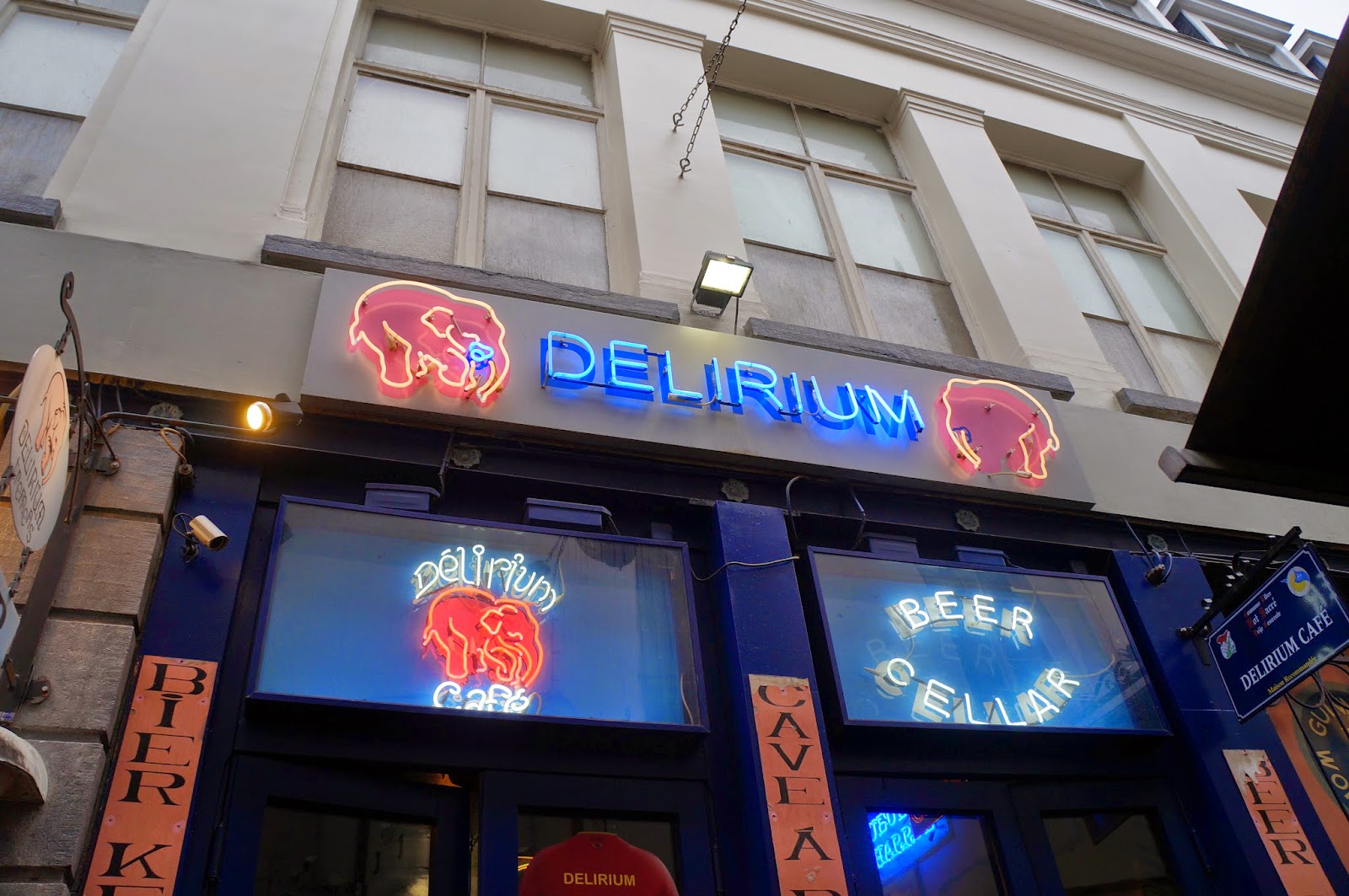 Delirium Village ~ A resposta é cerveja!