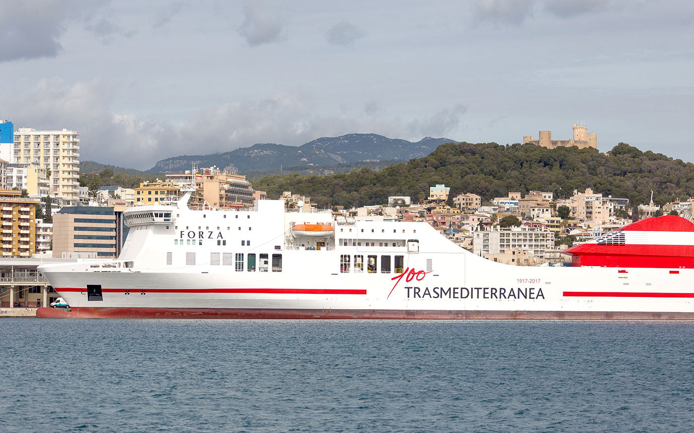 FERRYBALEAR: Trasmediterranea incrementa servicios y frecuencias este ...