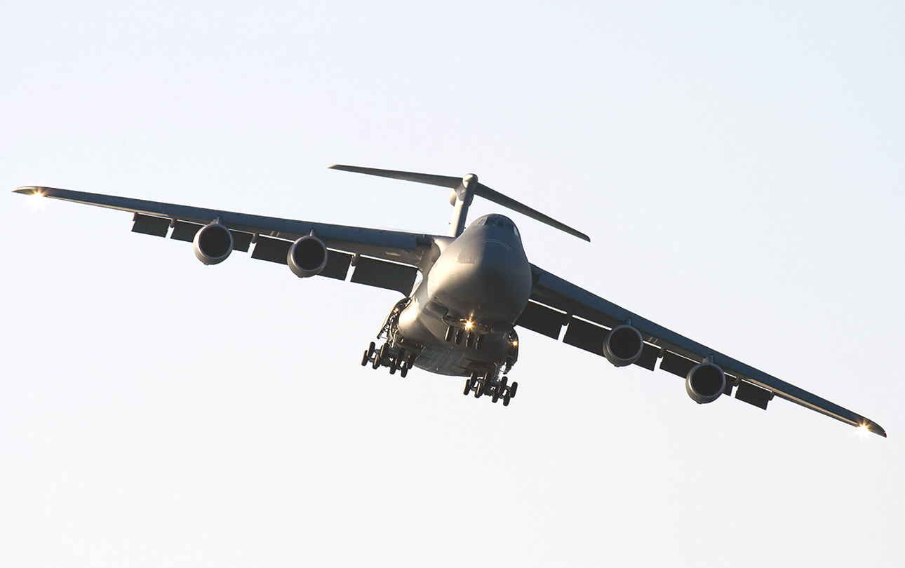 nhungdoicanh: Lockheed Martin C-5M Super Galaxy