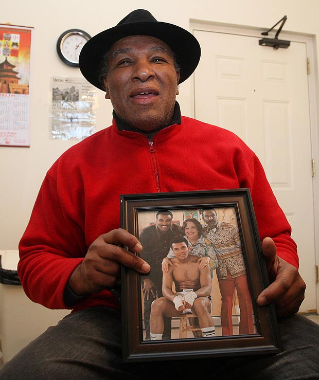 E.E.R: Muhammad Ali , critically ill...Brother Rahman Ali fears he is ...