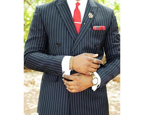 HOW TO ROCK YOUR SINGLE PIECE SUIT PERFECTLY