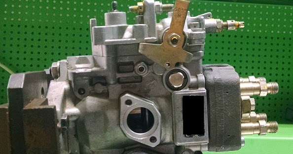 How Car Parts Work: Distributor Fuel Injection Pump