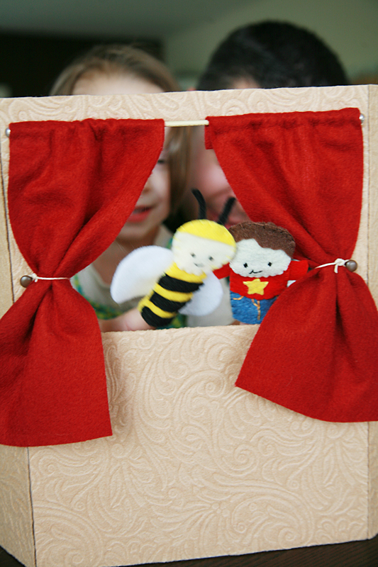 The Wight Family: Finger Puppet Stage