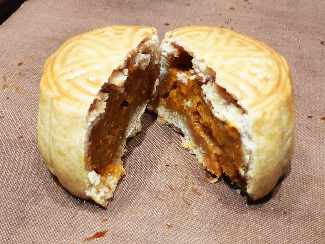 Pumpkin Pie Mooncakes Recipe