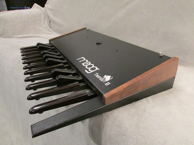 MATRIXSYNTH: Moog Taurus II Bass Synthesizer w/ Pedals SN 1458