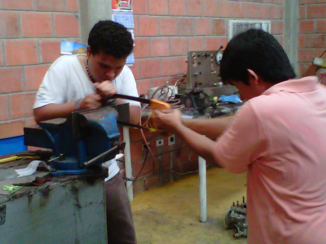 SIMON DAVID CALDERON MARTINEZ