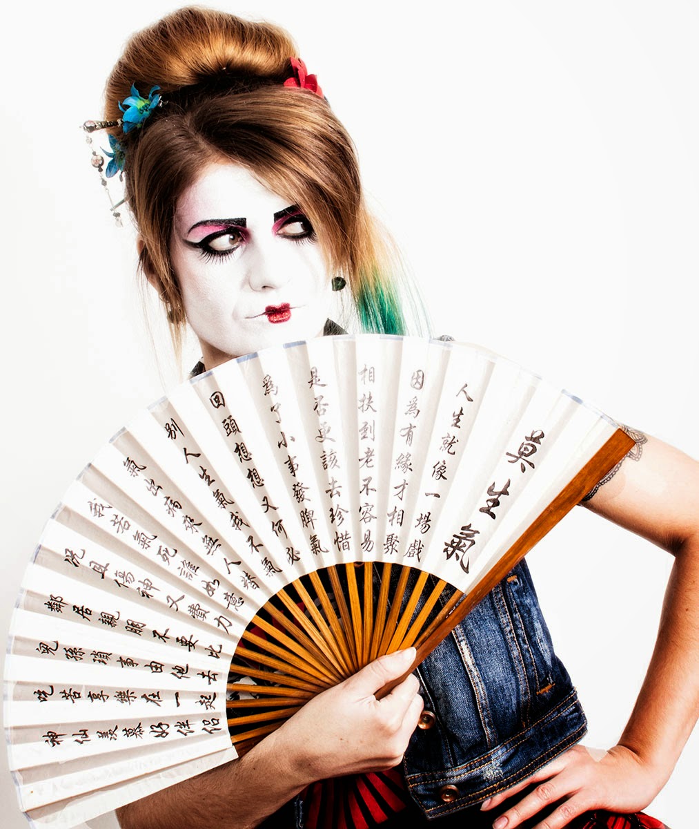 QLIO.ORG - FOTOS: Sesión Fotográfica Geisha Punk II