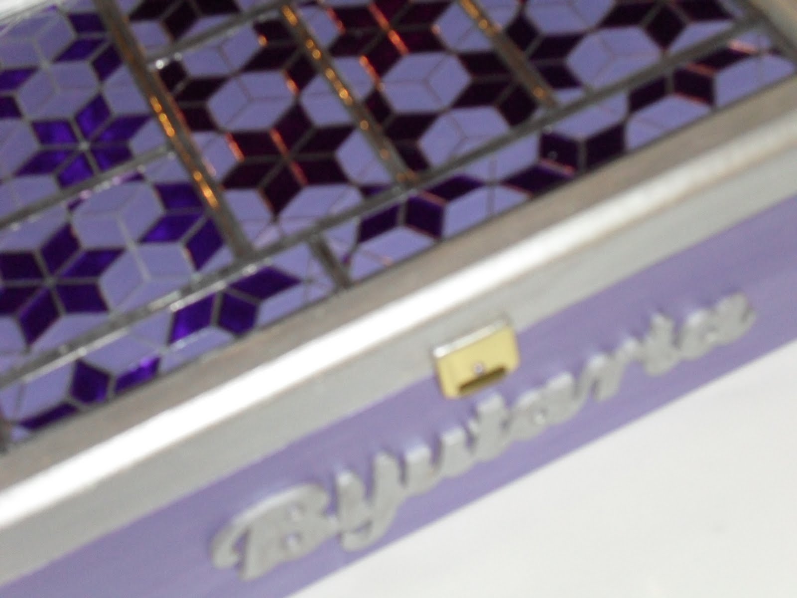 Danideia e Artes da Nélia: Caixa para bijuteria patchwork de metal