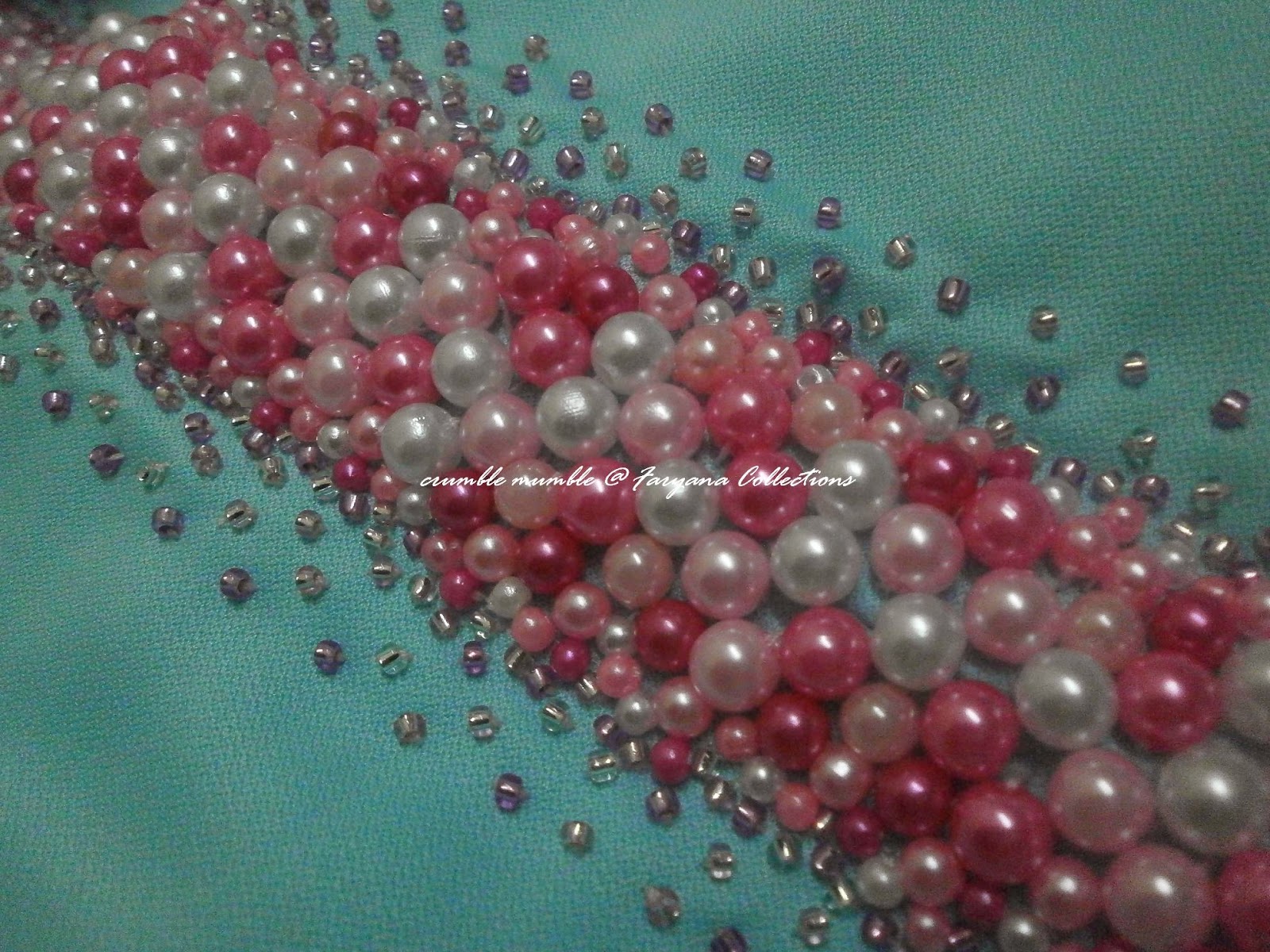 Sulaman Manik & Labuci d'Faryana Collections©: Crumble Mumble