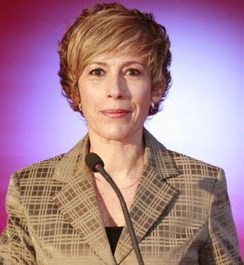 Regina Bittar, a voz brasileira do Google Tradutor