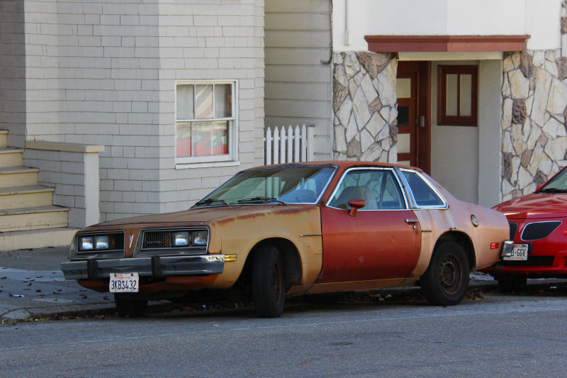 California Streets: San Francisco Street Sighting - 1977 Pontiac ...