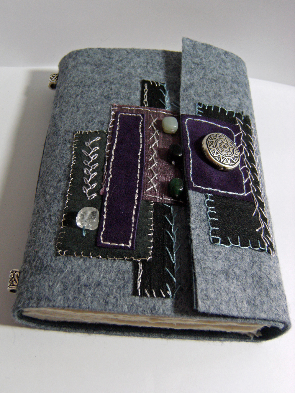 Lizzie Made: Storytelling Sunday 2012 - A Budget of Books