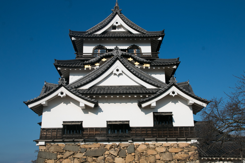Japan Castle Explorer: List of 12 original main towers