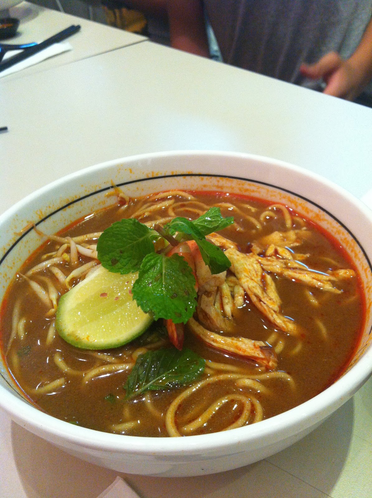 Lam Mee Ya, Empire Shopping Gallery