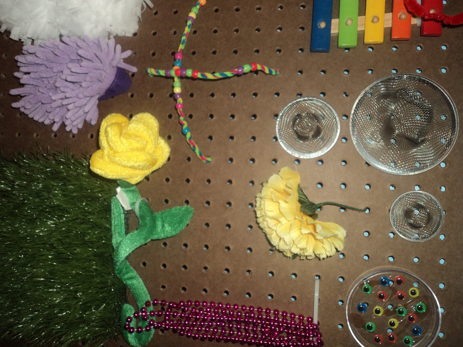 The OT Mama: DIY Sensory Board