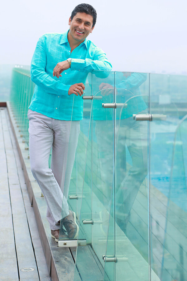 ¿QUIÉN ES EL DR. CÉSAR LOZANO? ~ PNL Hispano