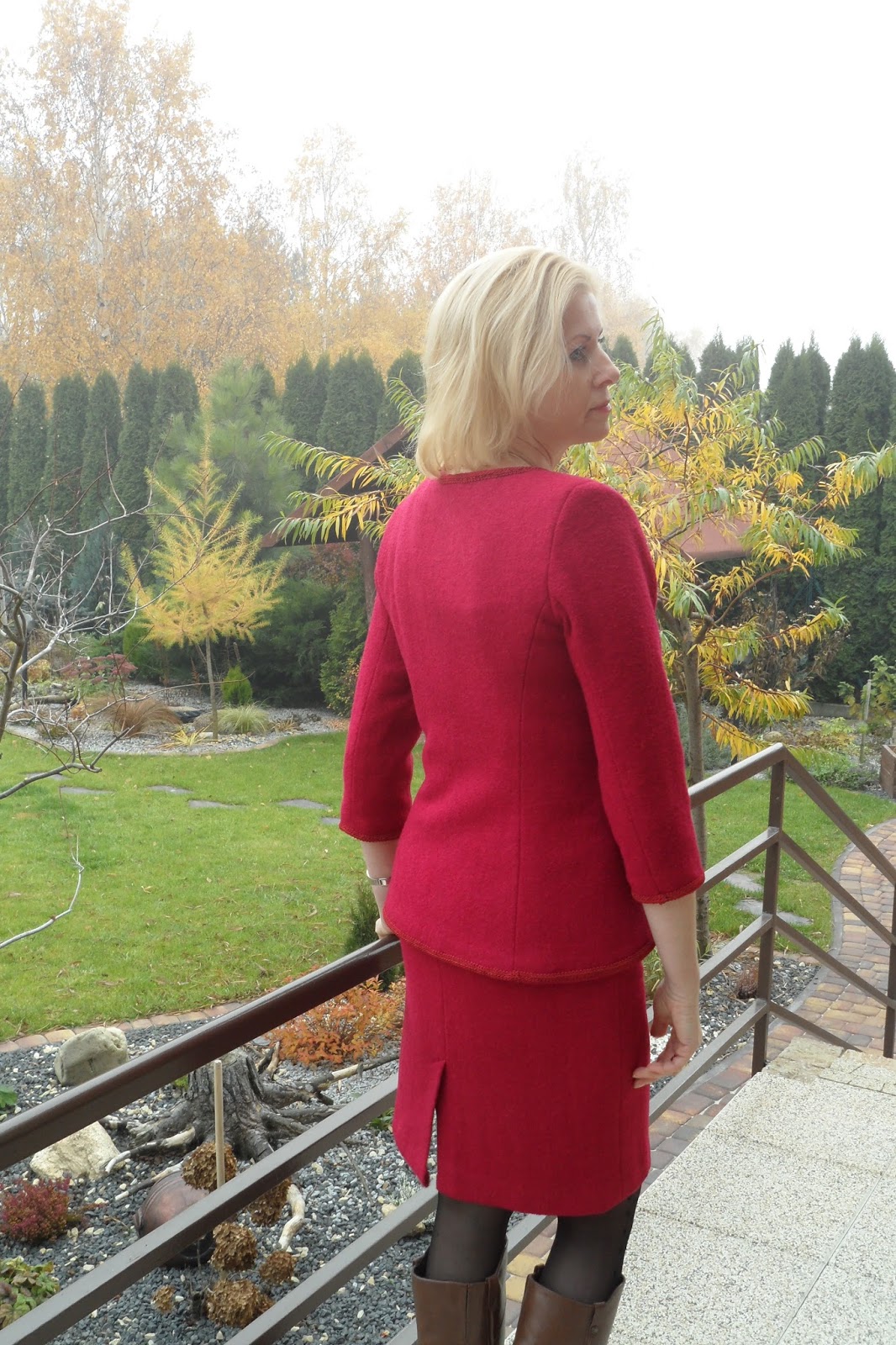 Anetta szyje: KOSTIUM CHANEL