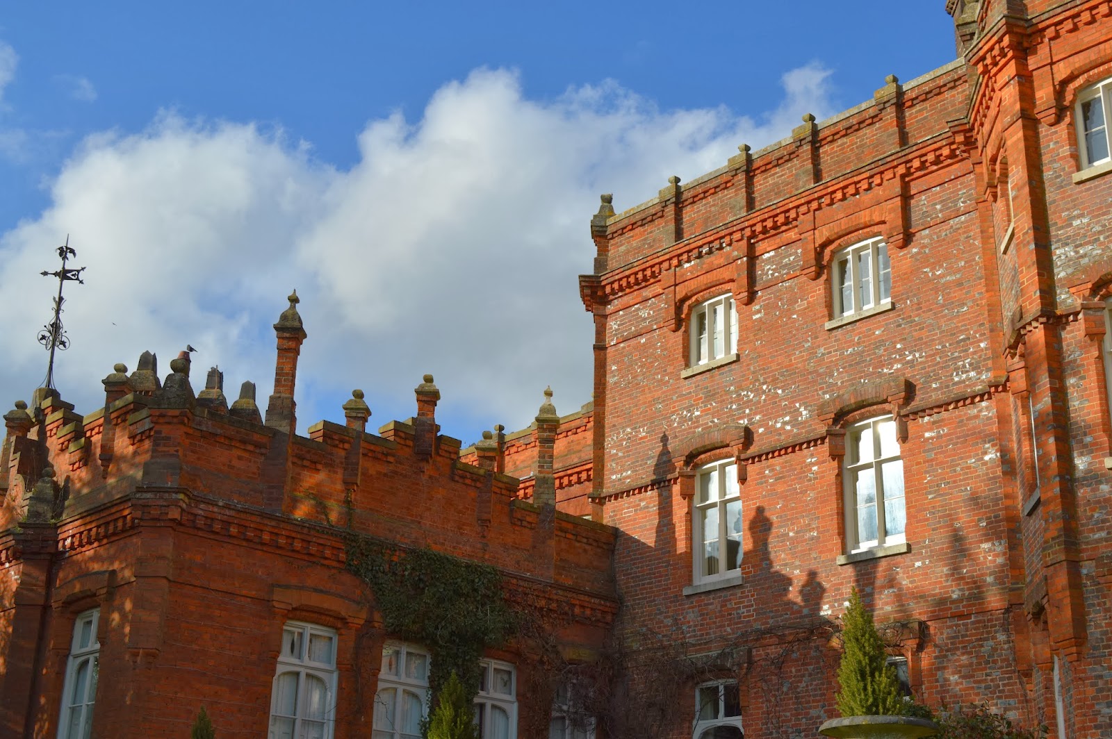 Book&aCuppa: Hughenden Manor (exterior)