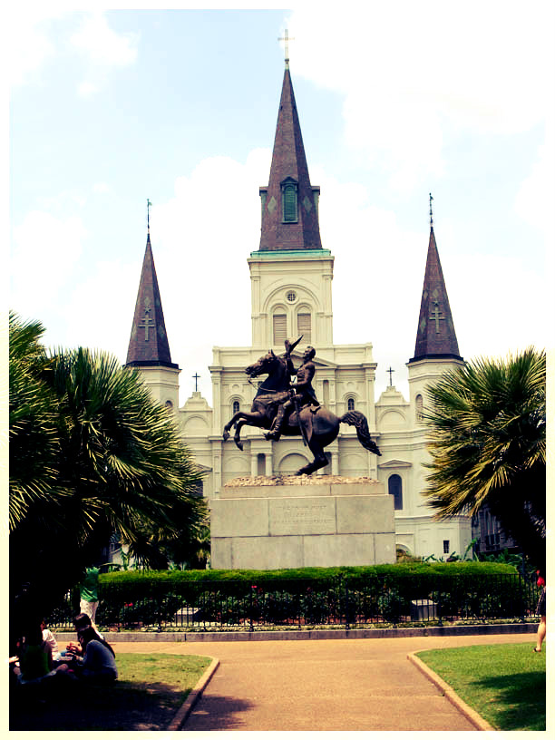 vacation on a budget: Jackson Square in French Quarter