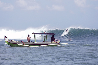 Intermediate Surfer Points: 2. Kuta Reef
