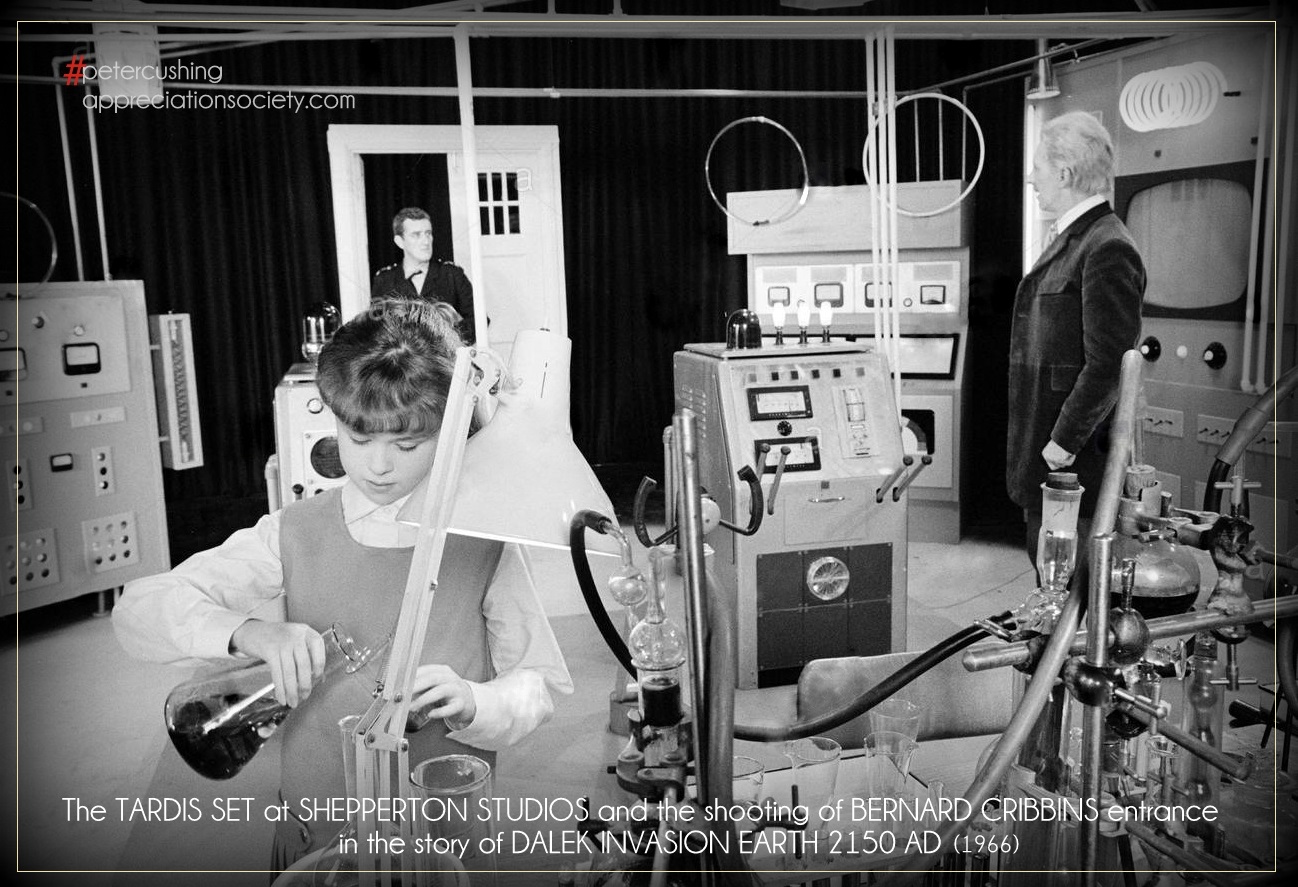 PETERCUSHINGBLOG.BLOGSPOT.COM (PCASUK): BEHIND THE SCENES RARE STILLS ...