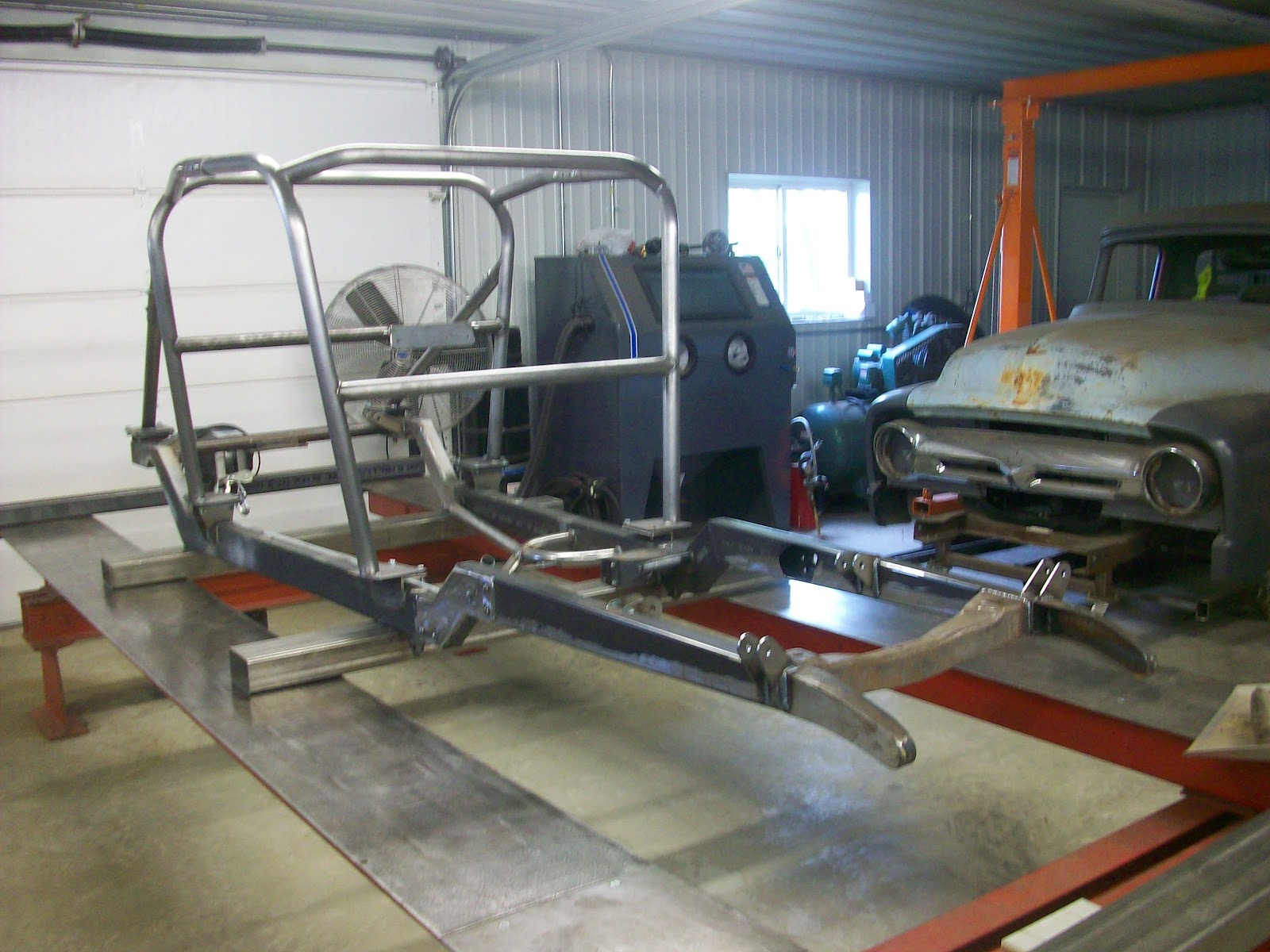 VAPHEAD: Double Z'd frame coupe and a cage