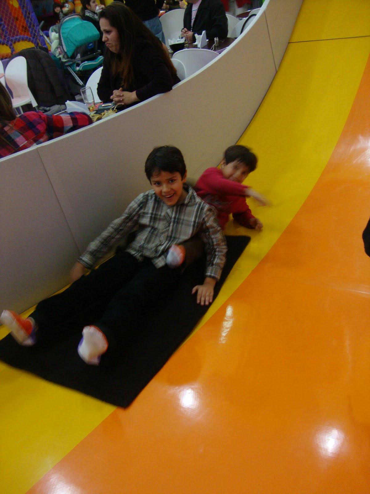 E aí pode ou não Pode??: Kids