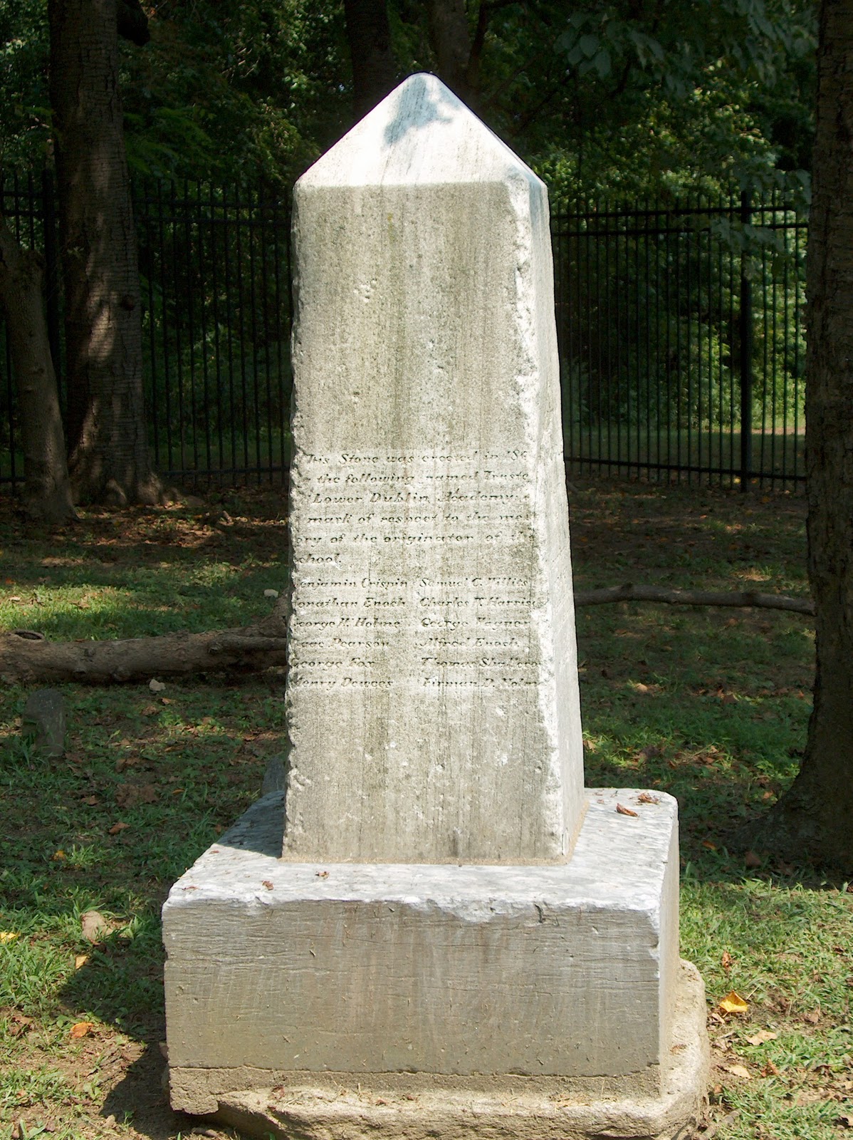 Art Among The Dead: December 25, 2011