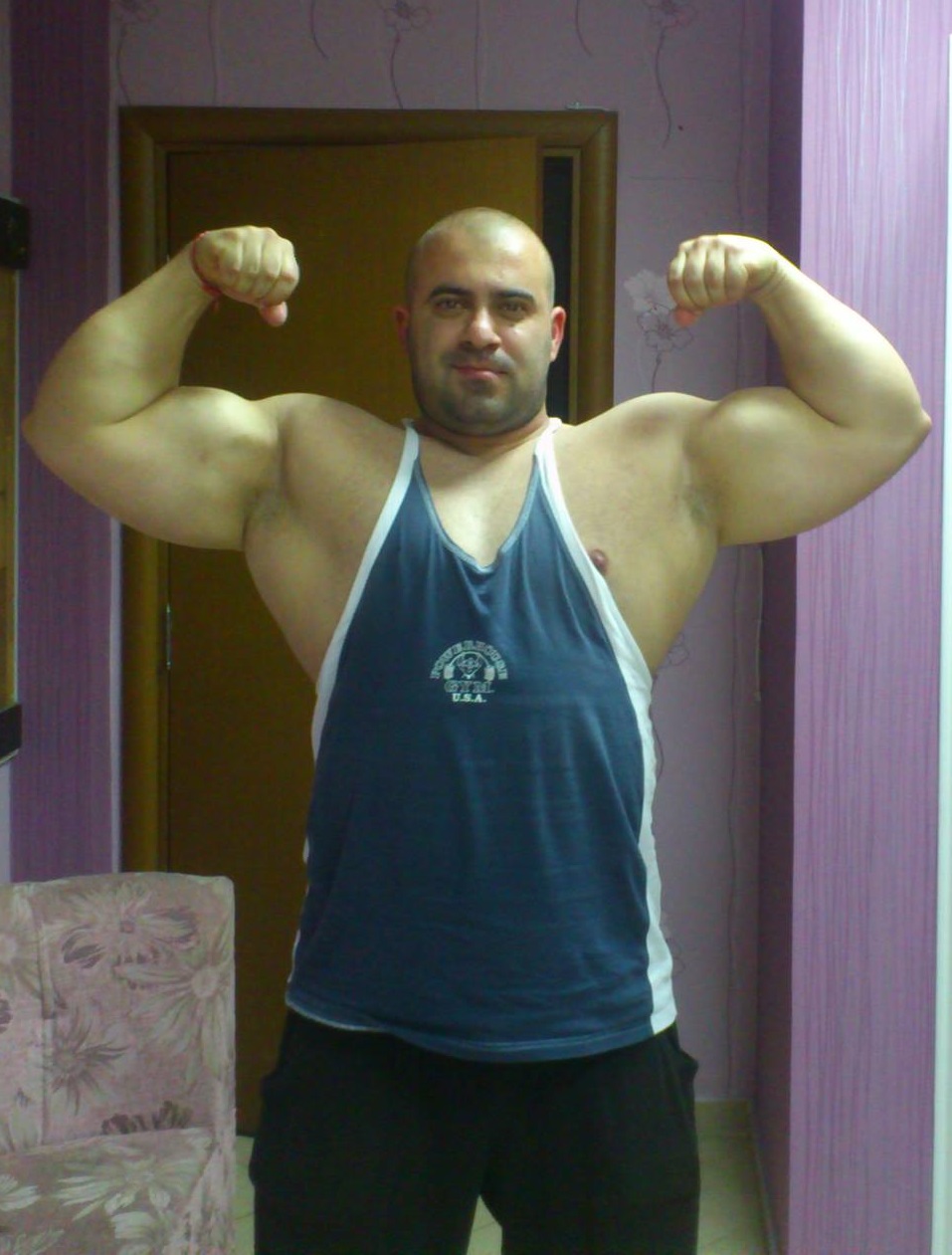 Muscle Lover: Bulgarian strong man Ivan Maistorov