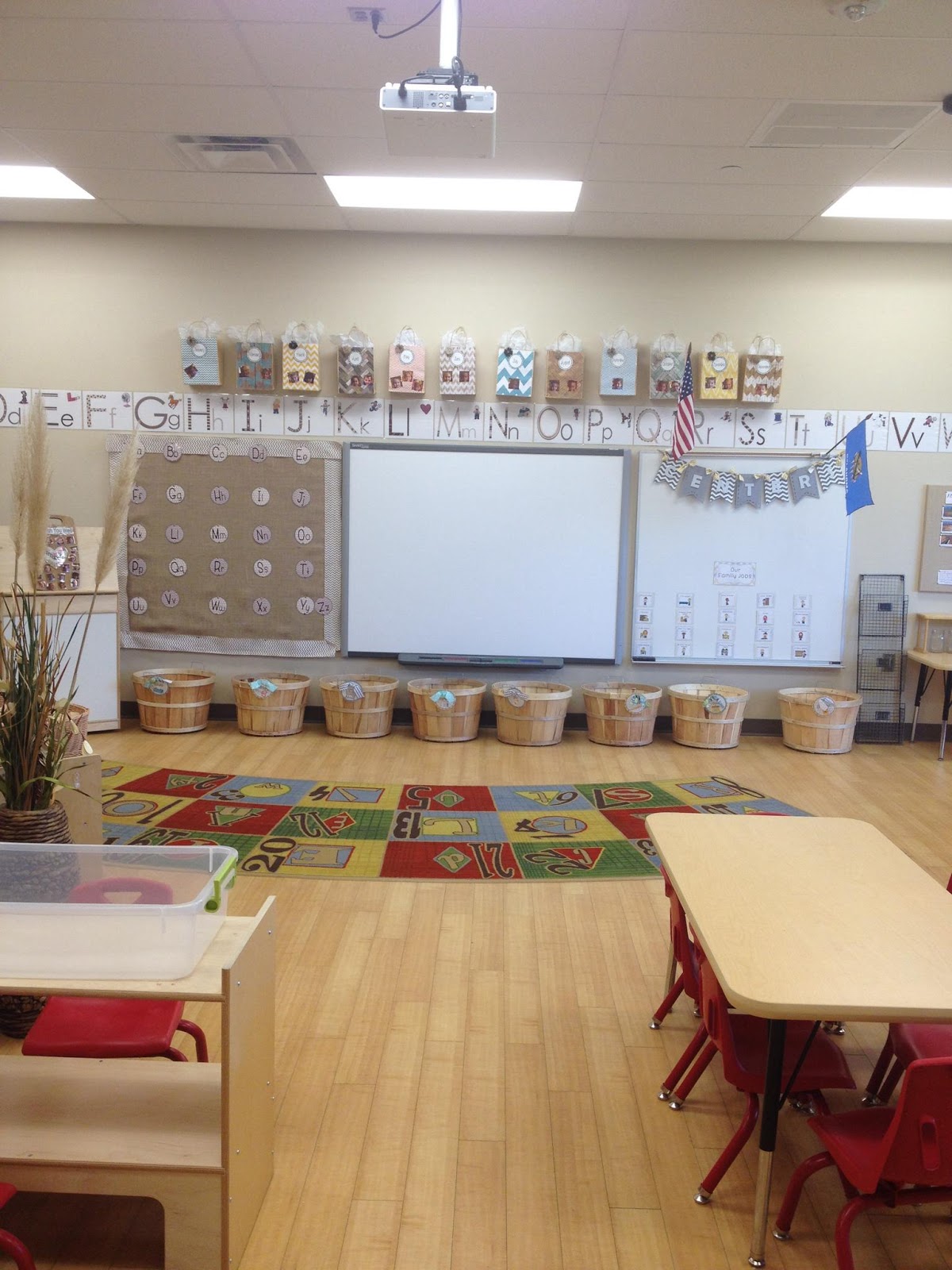 Pre-K Tweets: Pre-K (and kinder!) room arrangements!