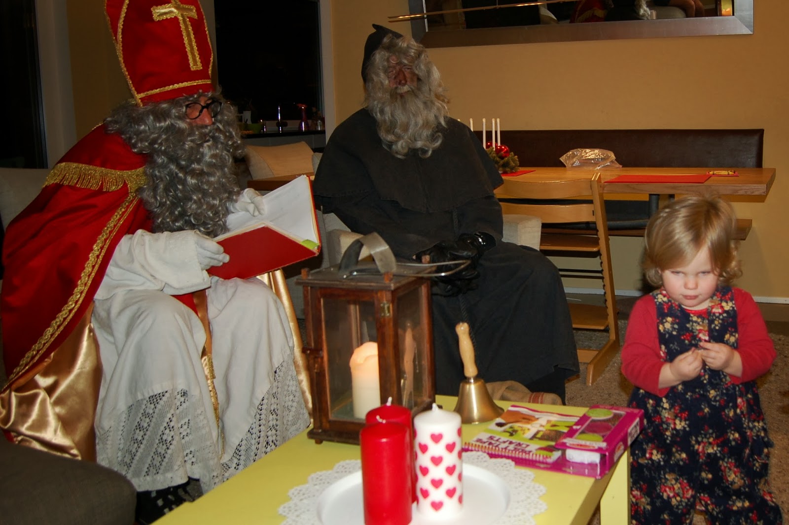 Six in Switzerland: Schmutzli in our house!