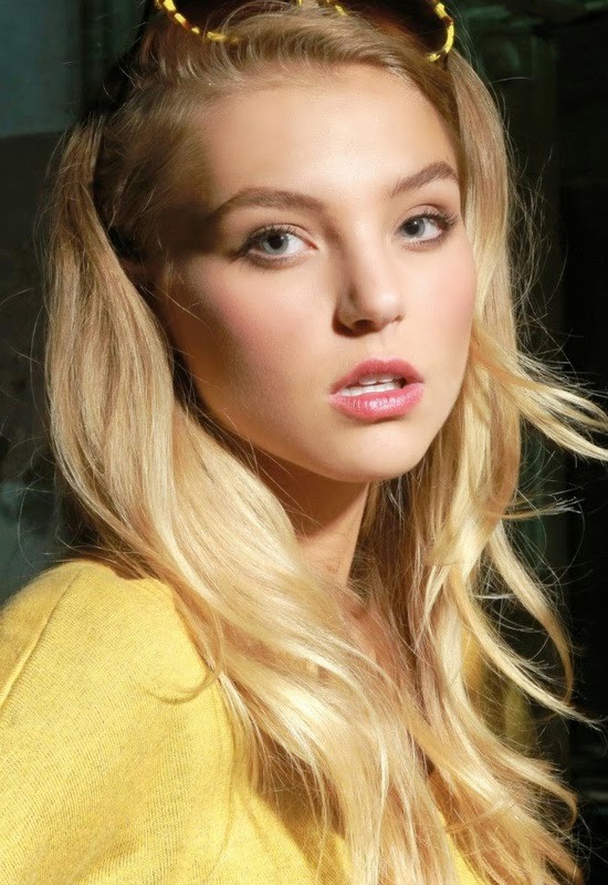 Catalog Cuties: Rachel Hilbert