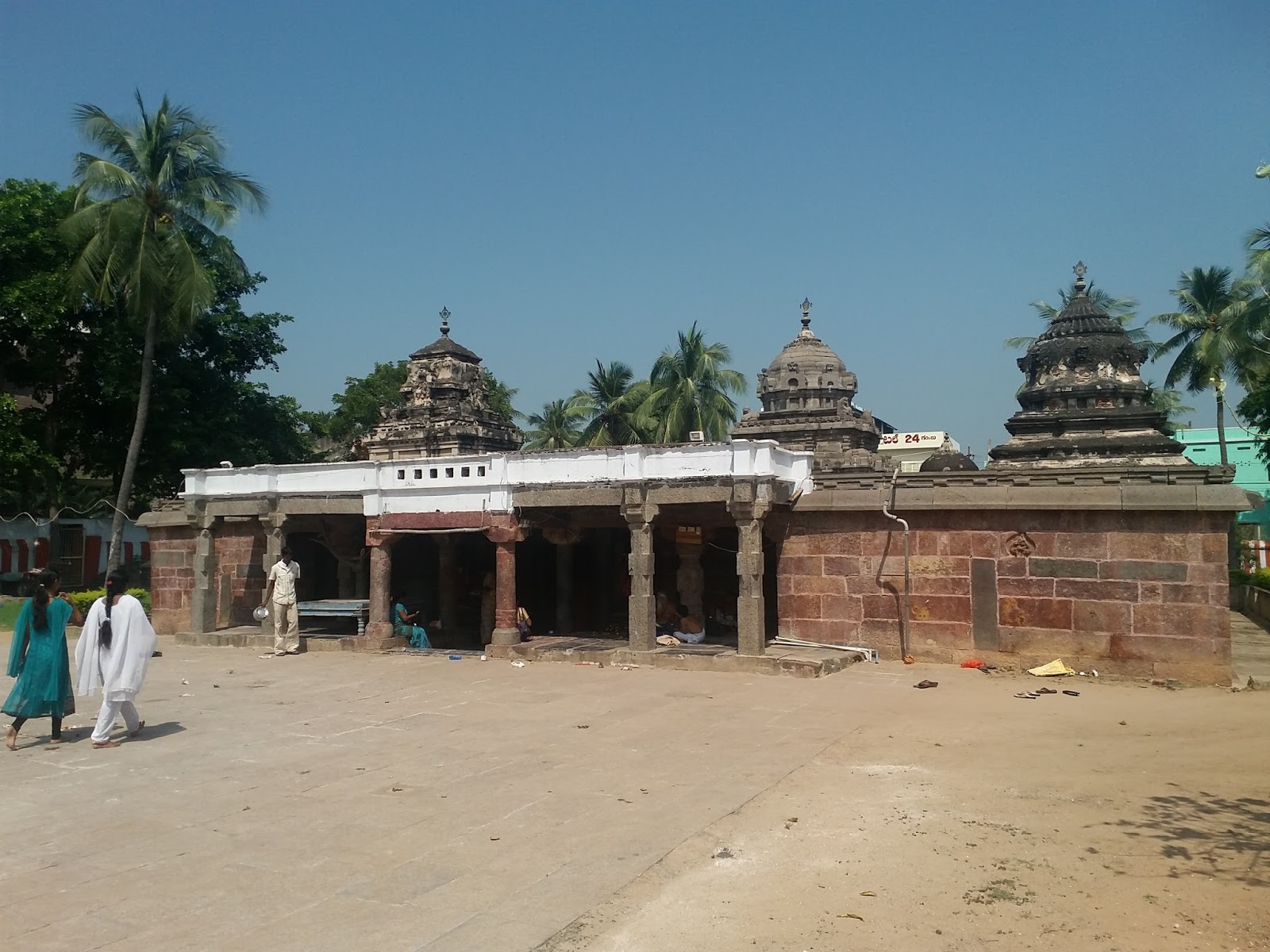 Aalaya Darshanam: Sri Bhavannarayana Swamy Temple, Bapatla