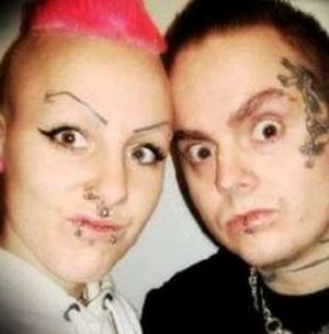 Puro Veneno: Fevereiro 2012