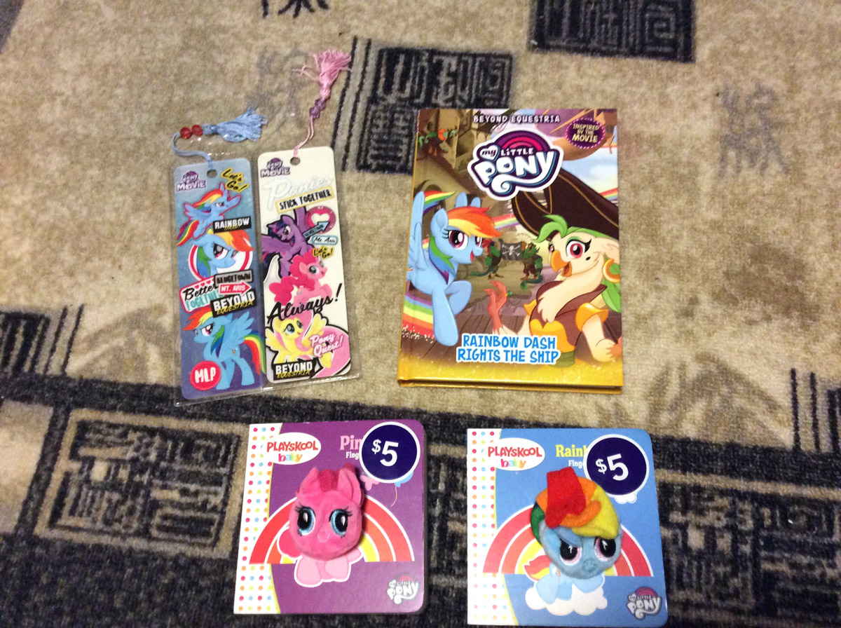 Store Finds: Playskool Books, Vinyl EqG Minis & Much More! | MLP Merch