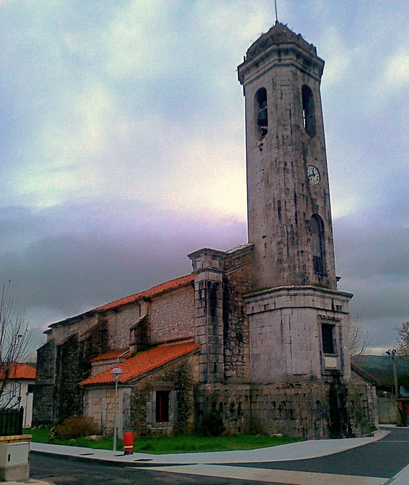la ciudad habla: IGLESIA DE SANTA MARIA DE HAZAS DE CESTO
